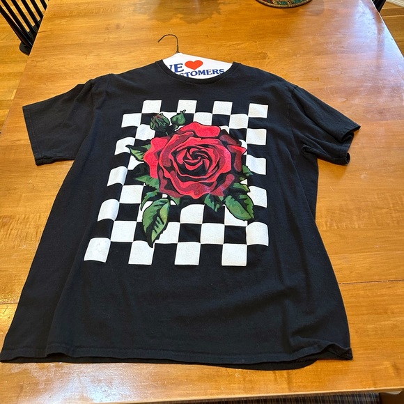 Delta | Shirts | Delta Pro Weight T Shirt Checkered Rose Floral Design ...